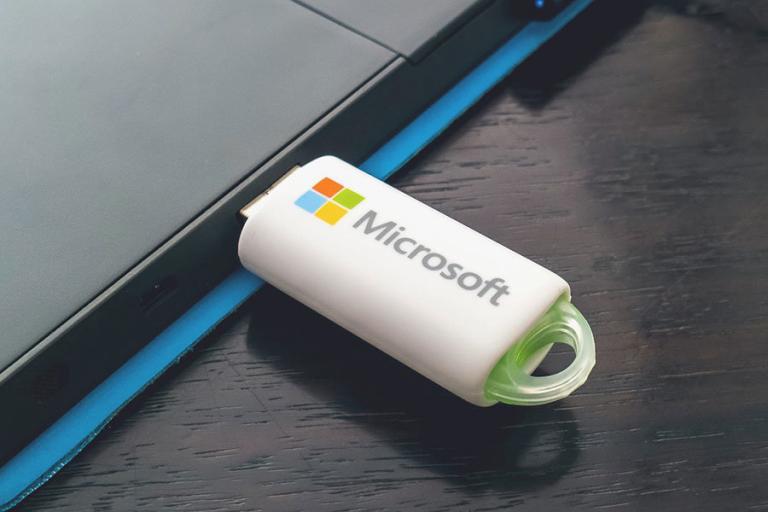 usb-raktas-windows-10 - Visai Paprasta